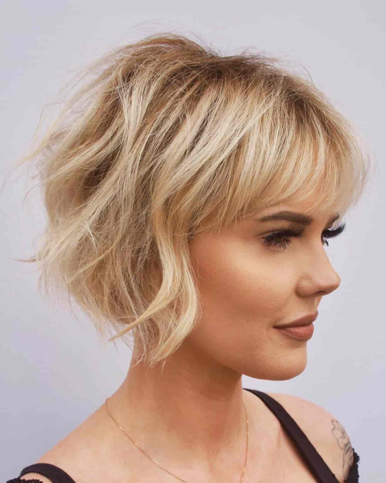 Stylish Short Hair With Layers: Trendy Looks For Every Occasion ...