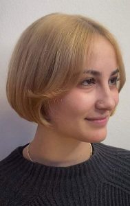 Ear Length Short Bob Hairstyles To Elevate Your Look! - Glamour Corner