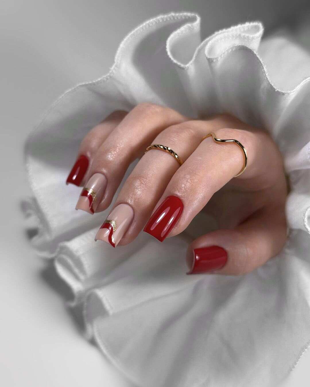 Stunning Red Fall Nails To Elevate Your Autumn Style! - Glamour Corner