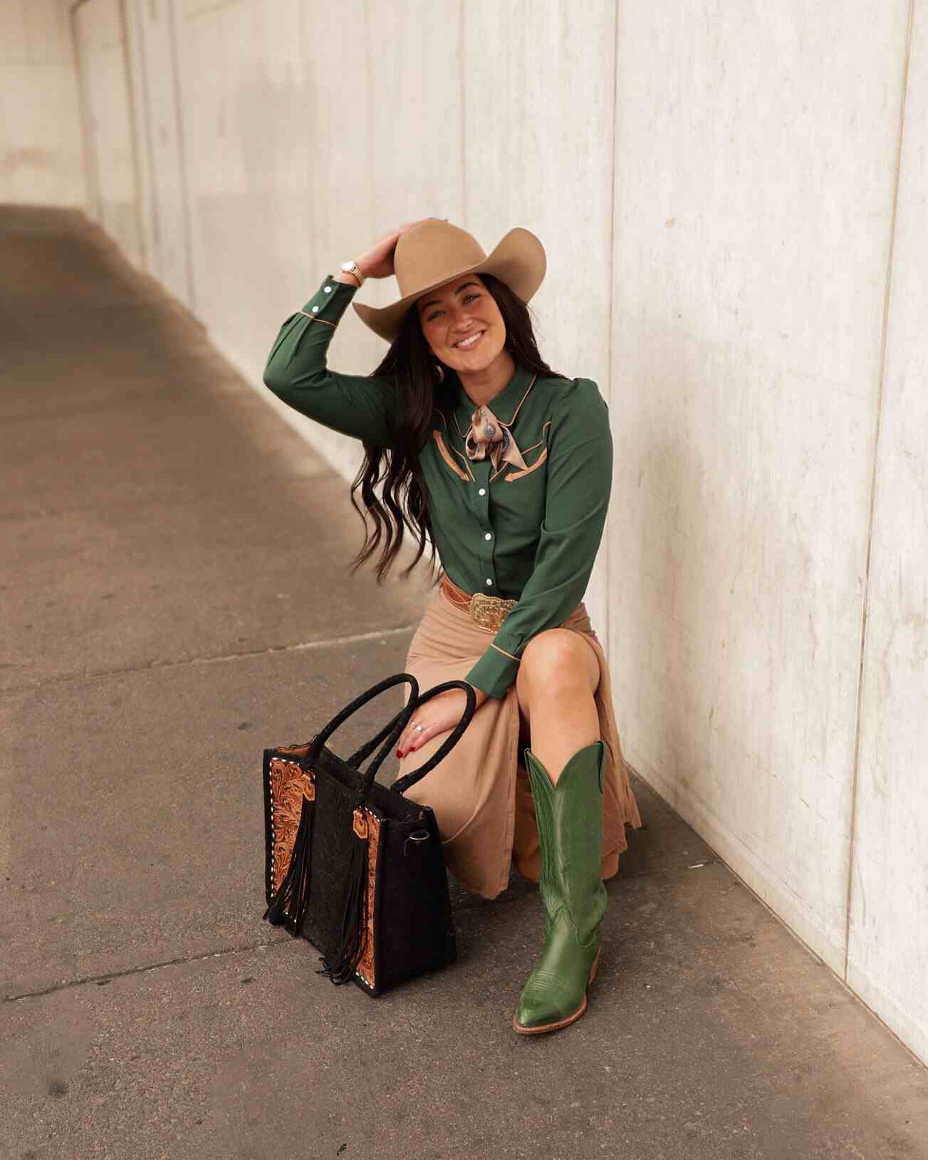 Western Outfits Every Woman Should Try: From Classic Cowboy To Chic ...