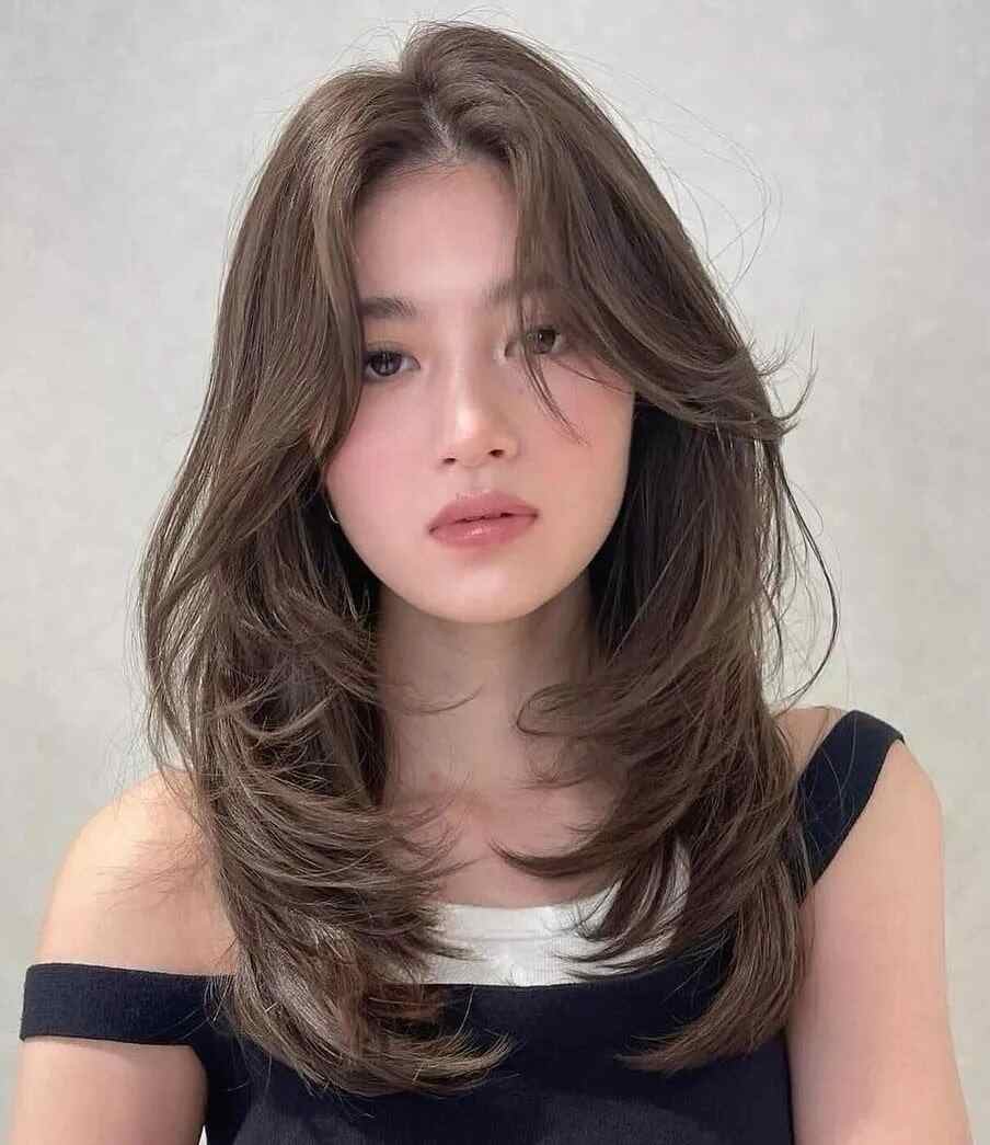 Gorgeous Hush Cut Hairstyles To Transform Your Look! - Glamour Corner