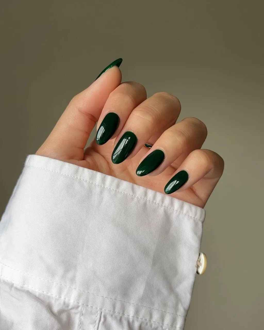 Winter Nails To Elevate Your Style: Chic Designs For The Cold Season ...
