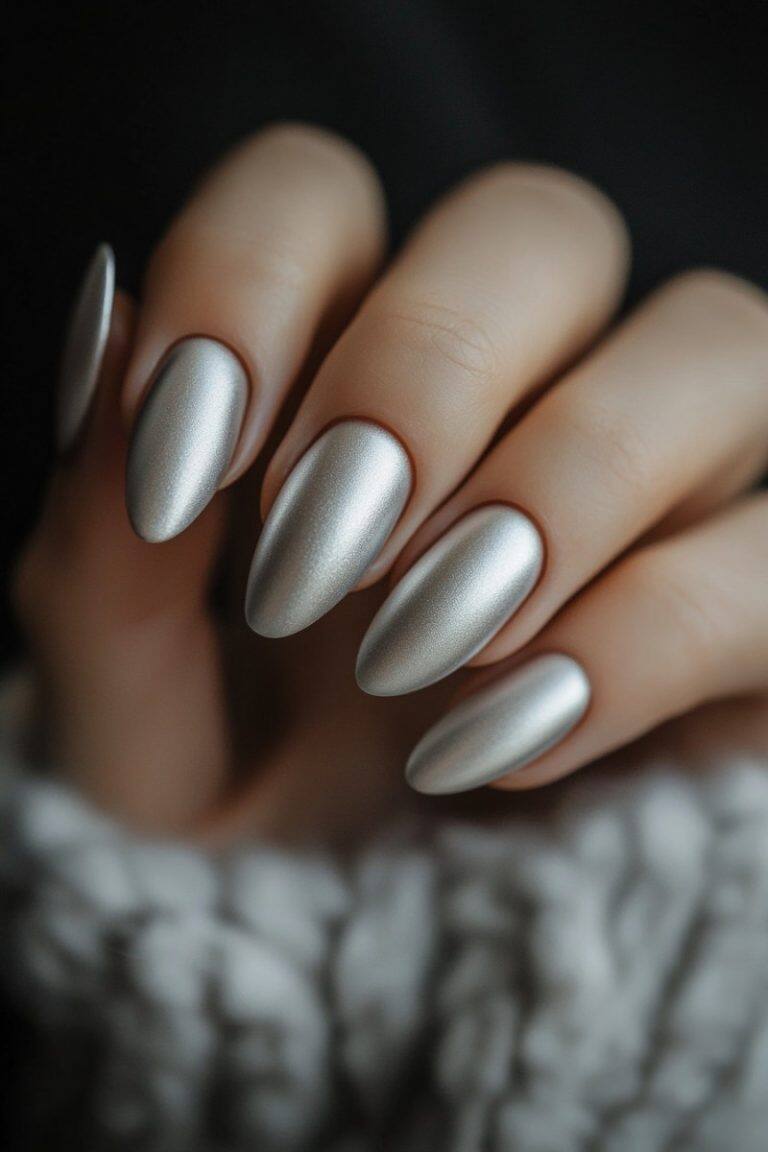 Stunning Silver Nail Designs To Shine Elegantly And Trendily! - Glamour ...