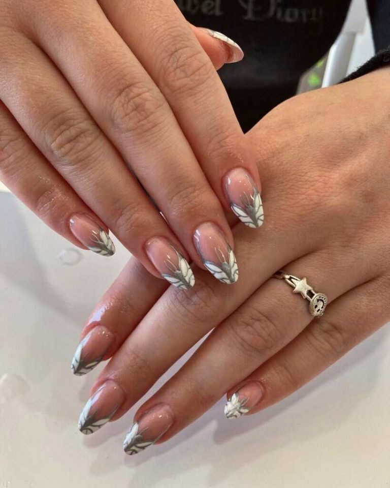 Stunning Silver Nail Designs To Shine Elegantly And Trendily! - Glamour ...