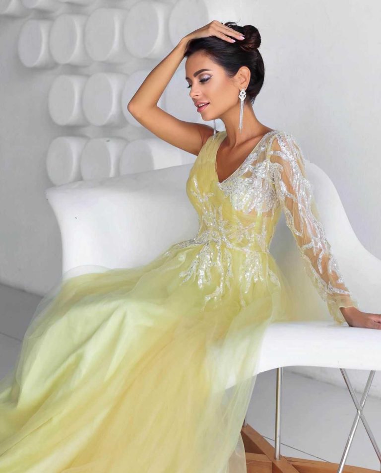 Gorgeous Yellow Dress Ideas To Brighten Your Style Game - Glamour Corner
