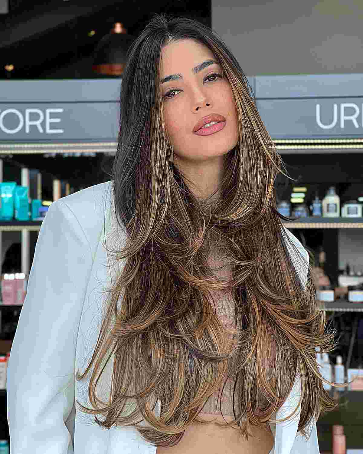 23 Stunning Long Hairstyles With Layers That Add Volume, Movement, And ...